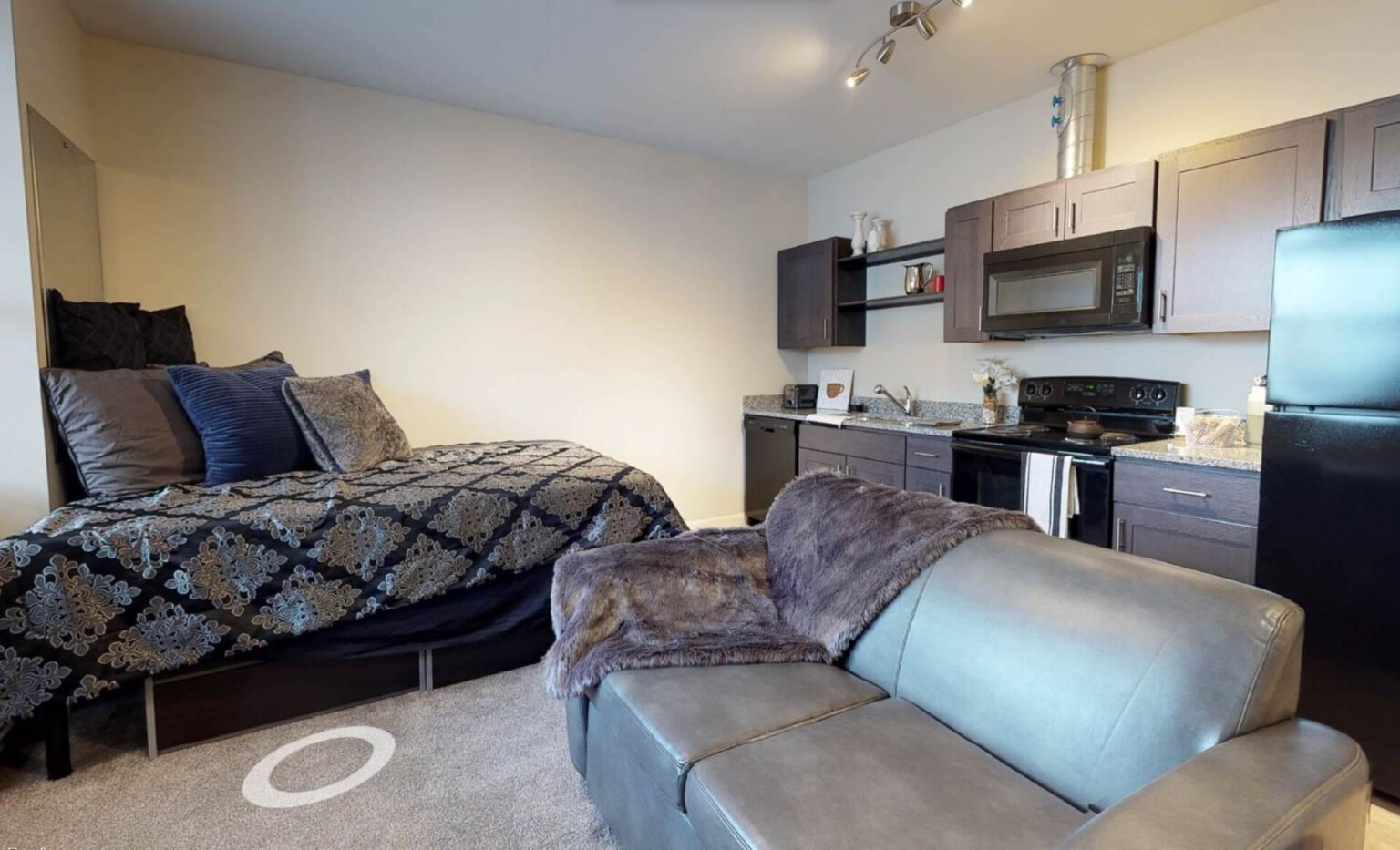 Photos - The Enclave